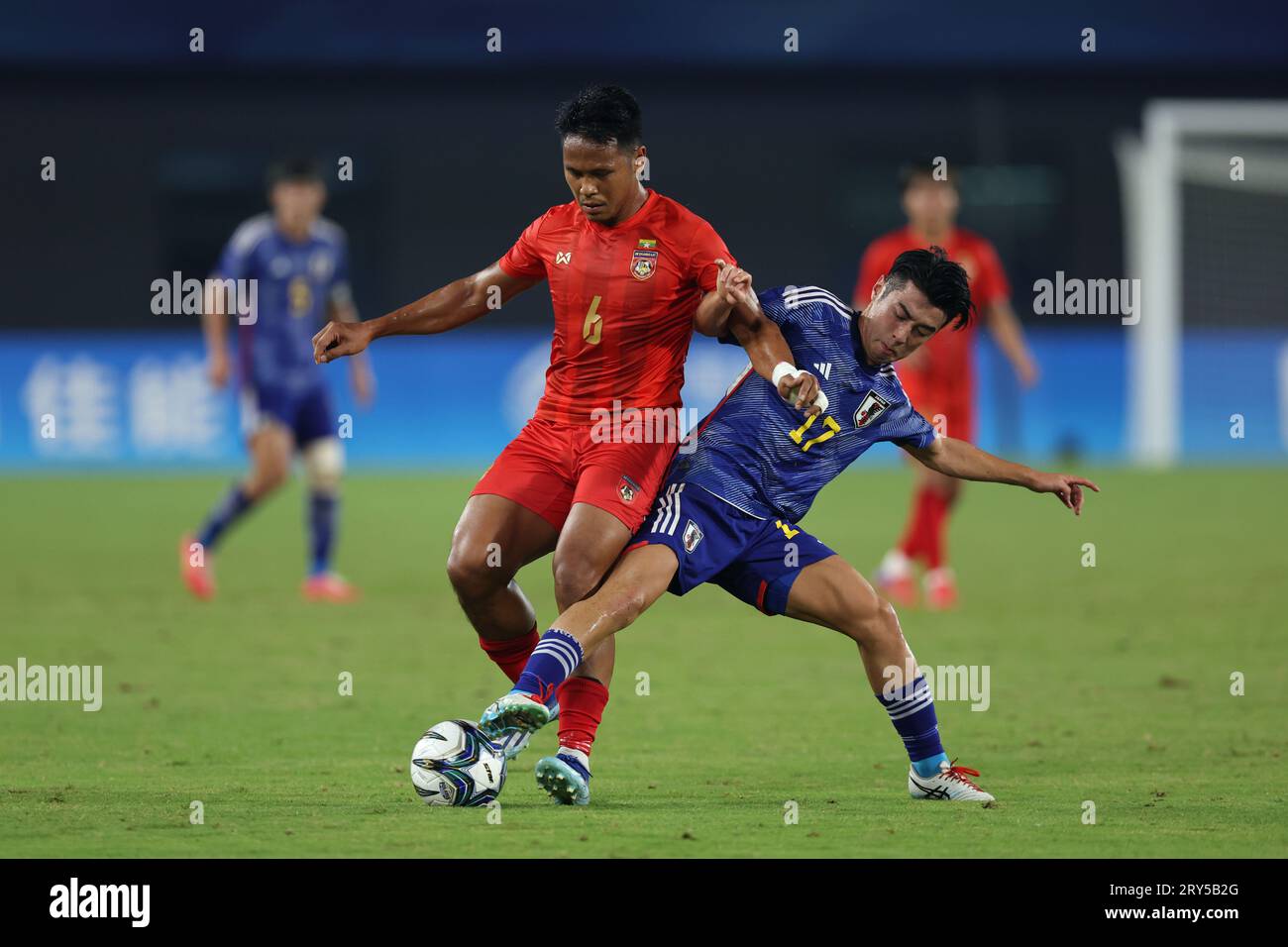 Hangzhou, China. 28th Sep, 2023. HINO Shota Hino (JPN), WAI LIN Aung ...