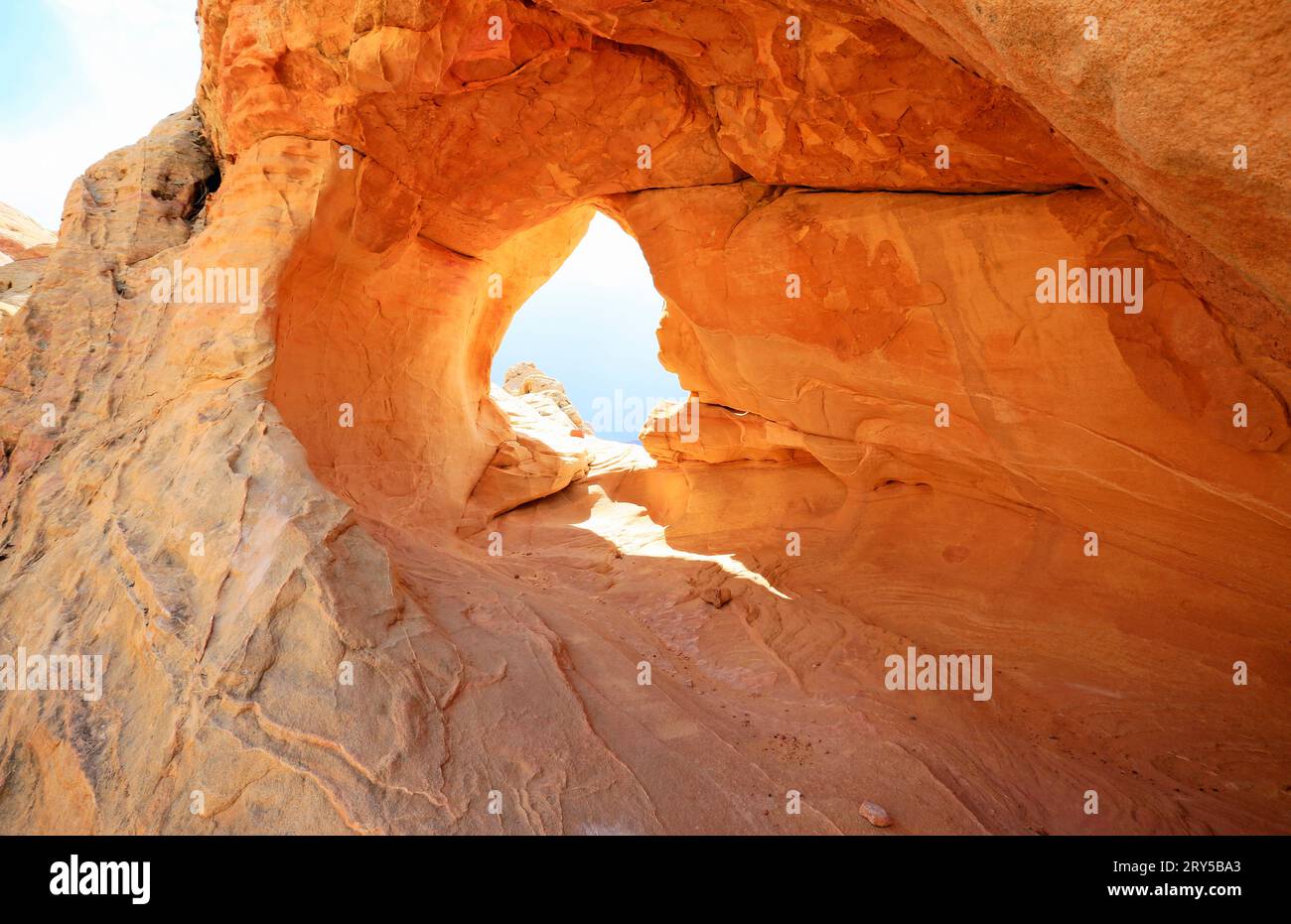 Natural window - Valley of Fire State Park, Nevada Stock Photo - Alamy