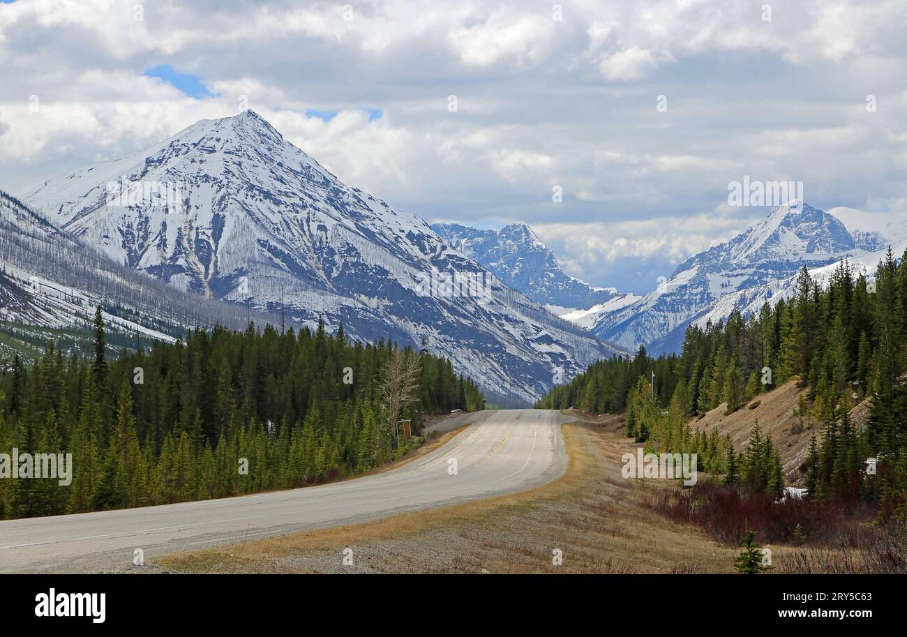 Vermilion pass hi-res stock photography and images - Alamy