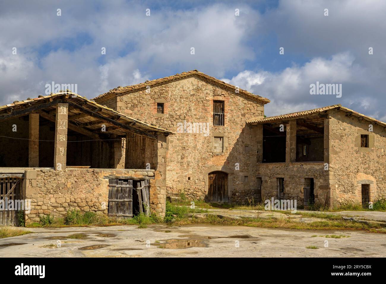 Castillo al lado hi-res stock photography and images - Alamy