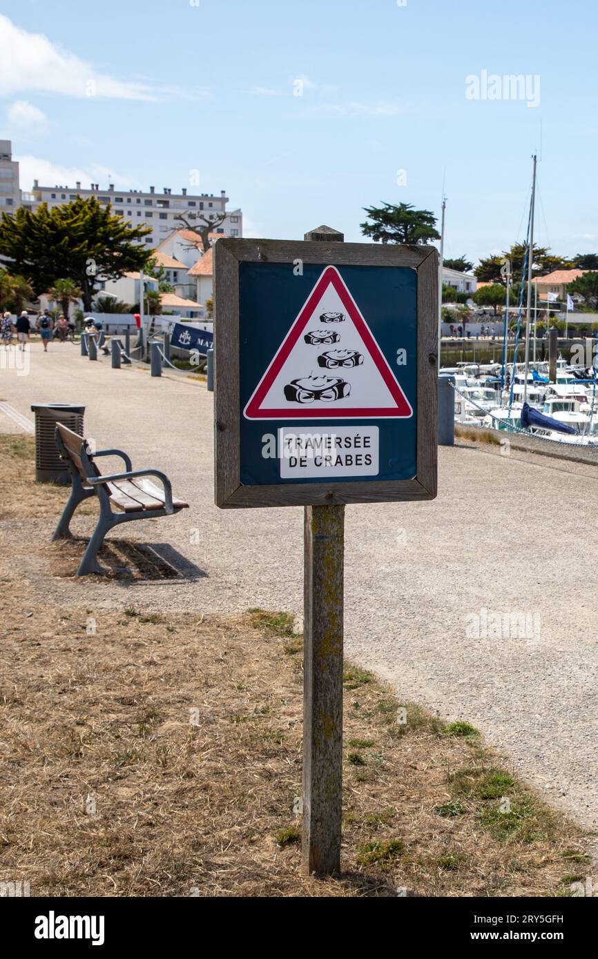 traversee de crabes french sign text road panel means beware of crab ...