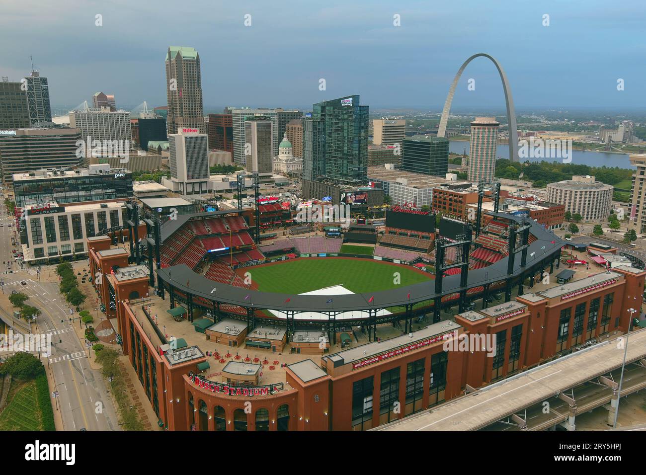 A general overall aerial view busch stadium gateway arch hi-res stock ...
