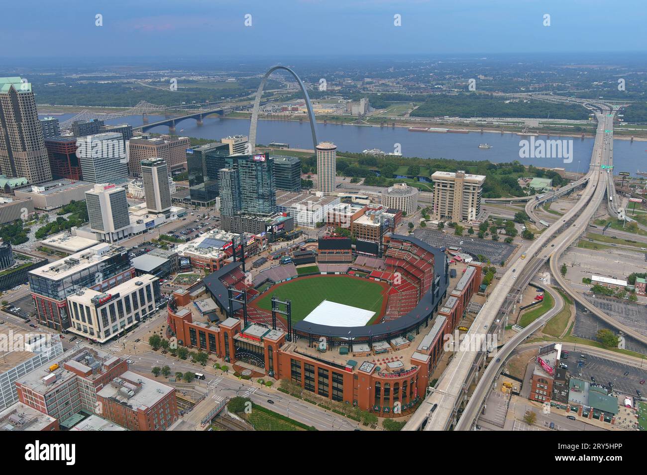 Aerial busch stadium hi-res stock photography and images - Alamy
