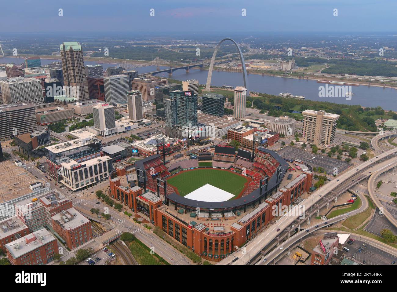 Aerial busch stadium hi-res stock photography and images - Alamy