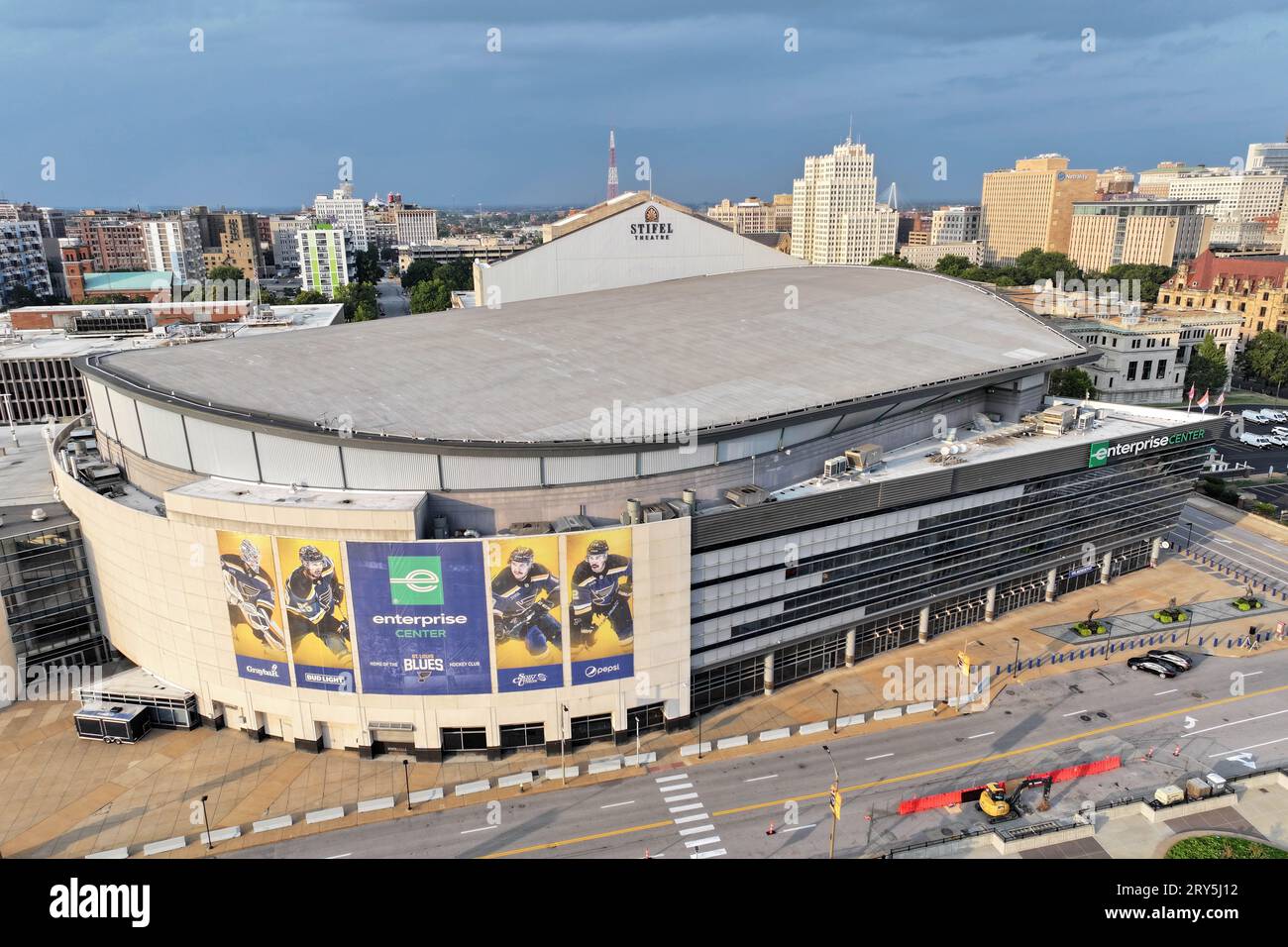 St louis arena hi-res stock photography and images - Alamy