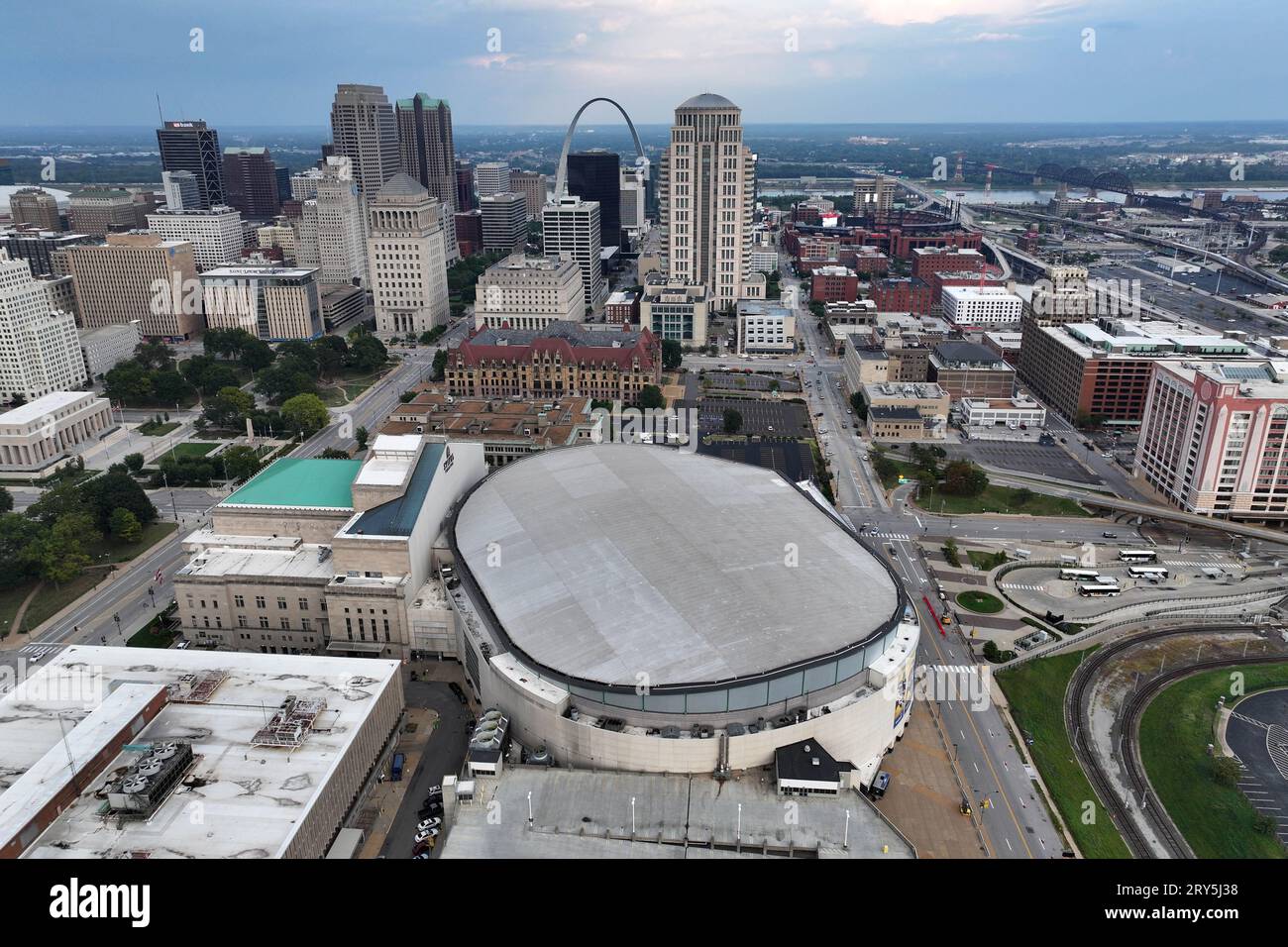 A general overall aerial view of the Enterprise Center and Gateway Arch ...