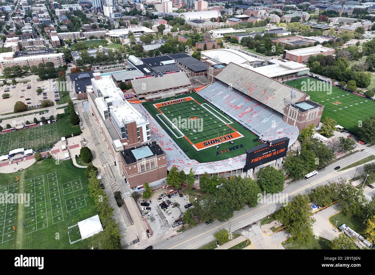 A general overall aerial view of Memorial Stadium on the University of ...