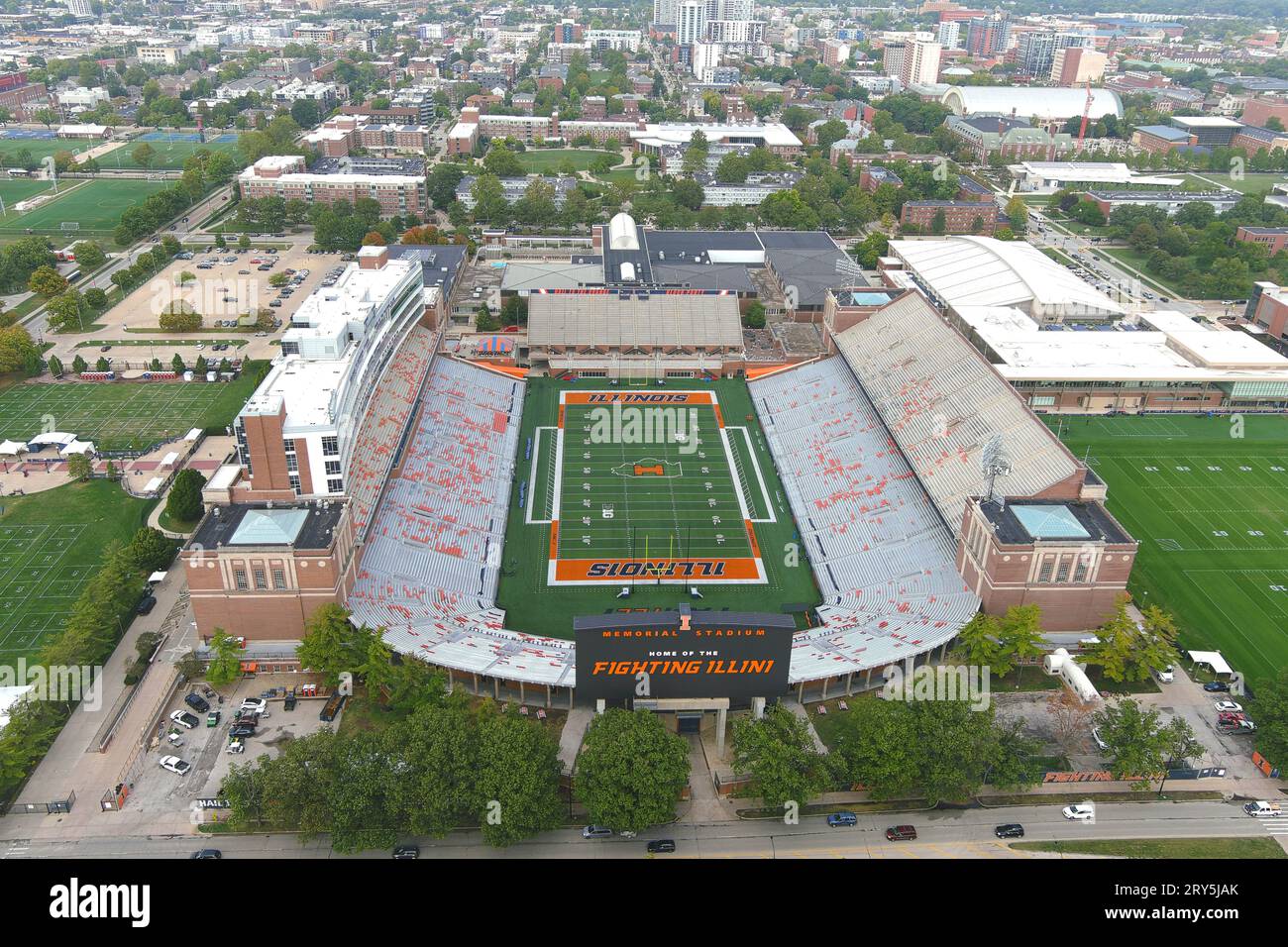A general overall aerial view of Memorial Stadium on the University of ...