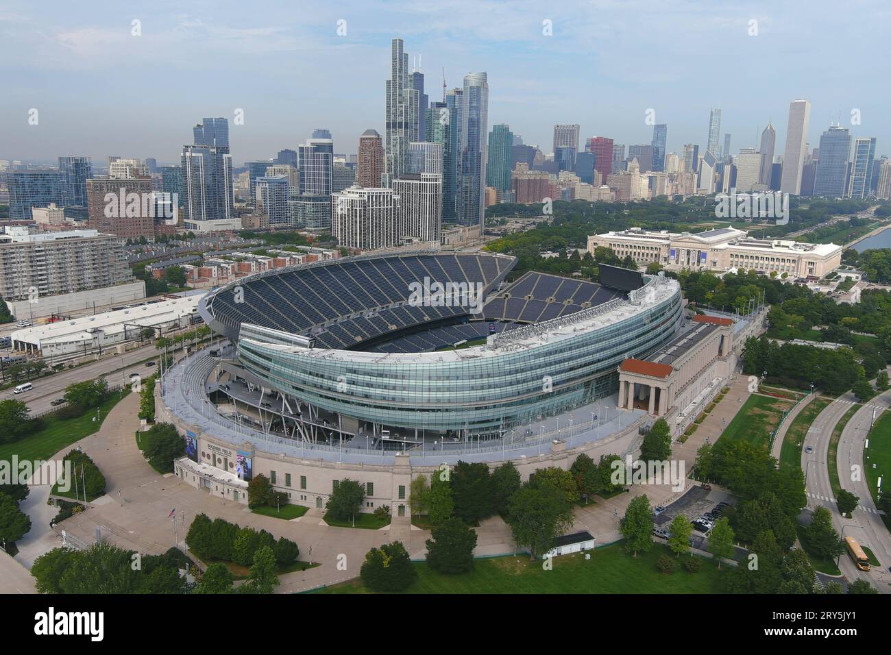 Aerial view stadium soldier field chicago hi-res stock photography and ...
