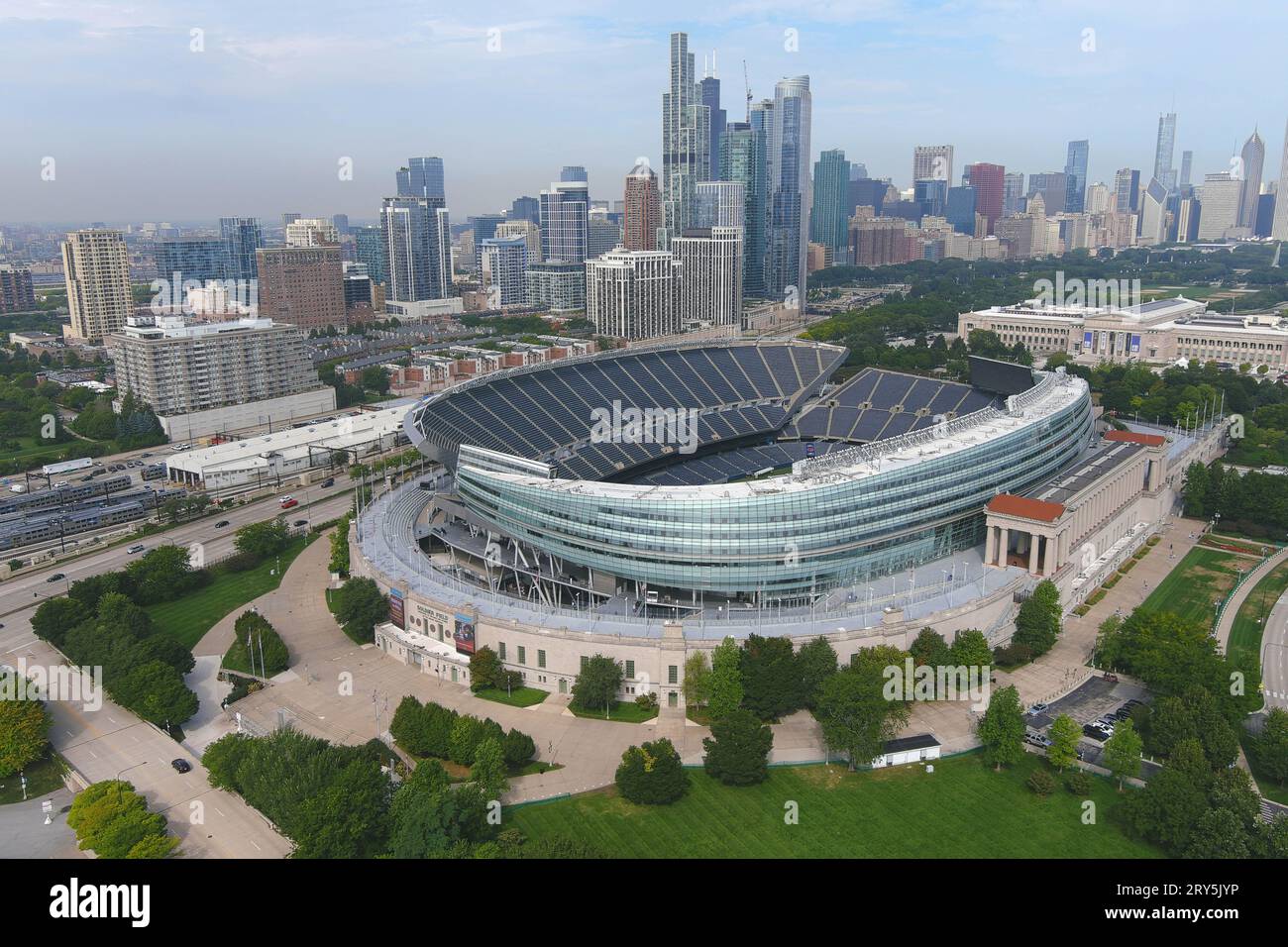 Aerial view stadium soldier field chicago hi-res stock photography and ...
