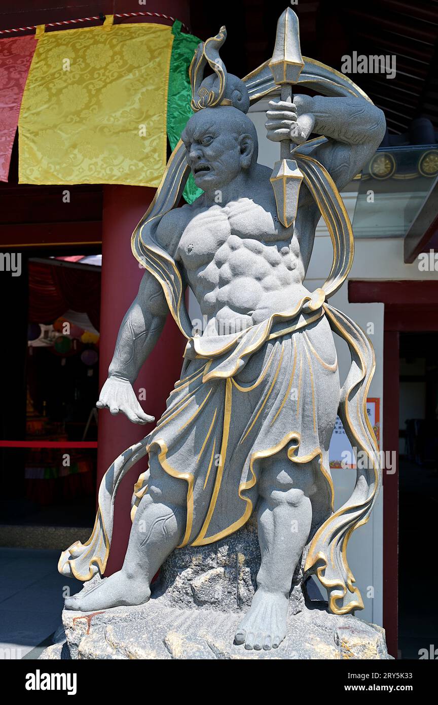 Usually portrayed as a pair of figures that stand guarding temple ...