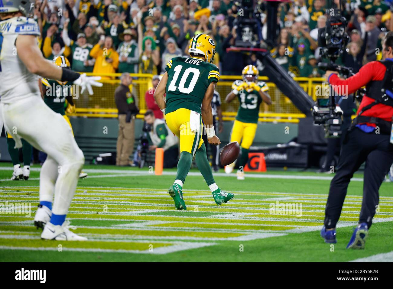 Jordan love celebrates hi-res stock photography and images - Alamy