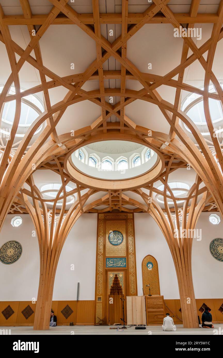 Cambridge Central Mosque Stock Photo - Alamy