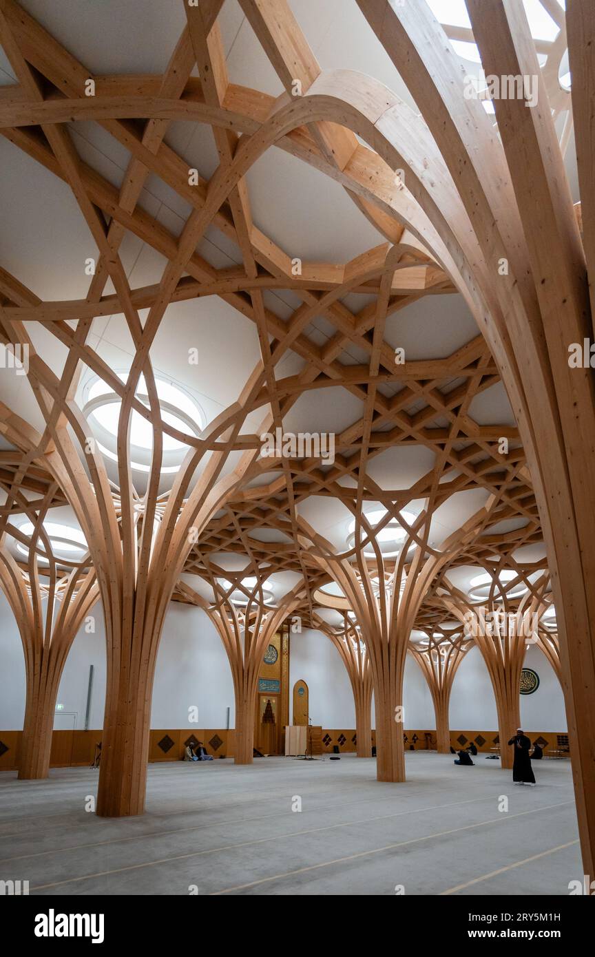 Cambridge Central Mosque Stock Photo - Alamy