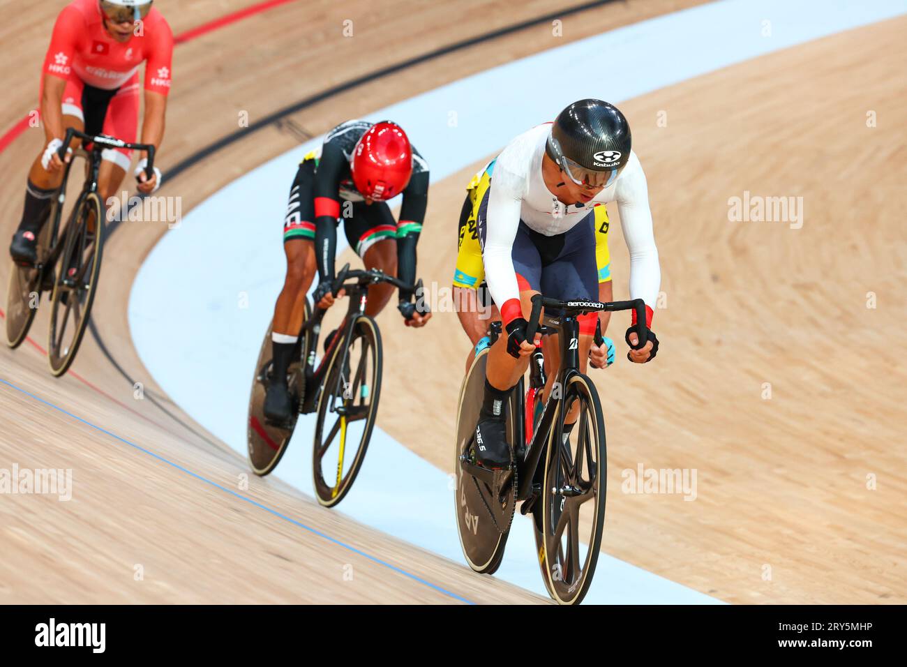 Kazushige Kuboki (R) compete The 19th Asian Games, Cycling Track Men's ...