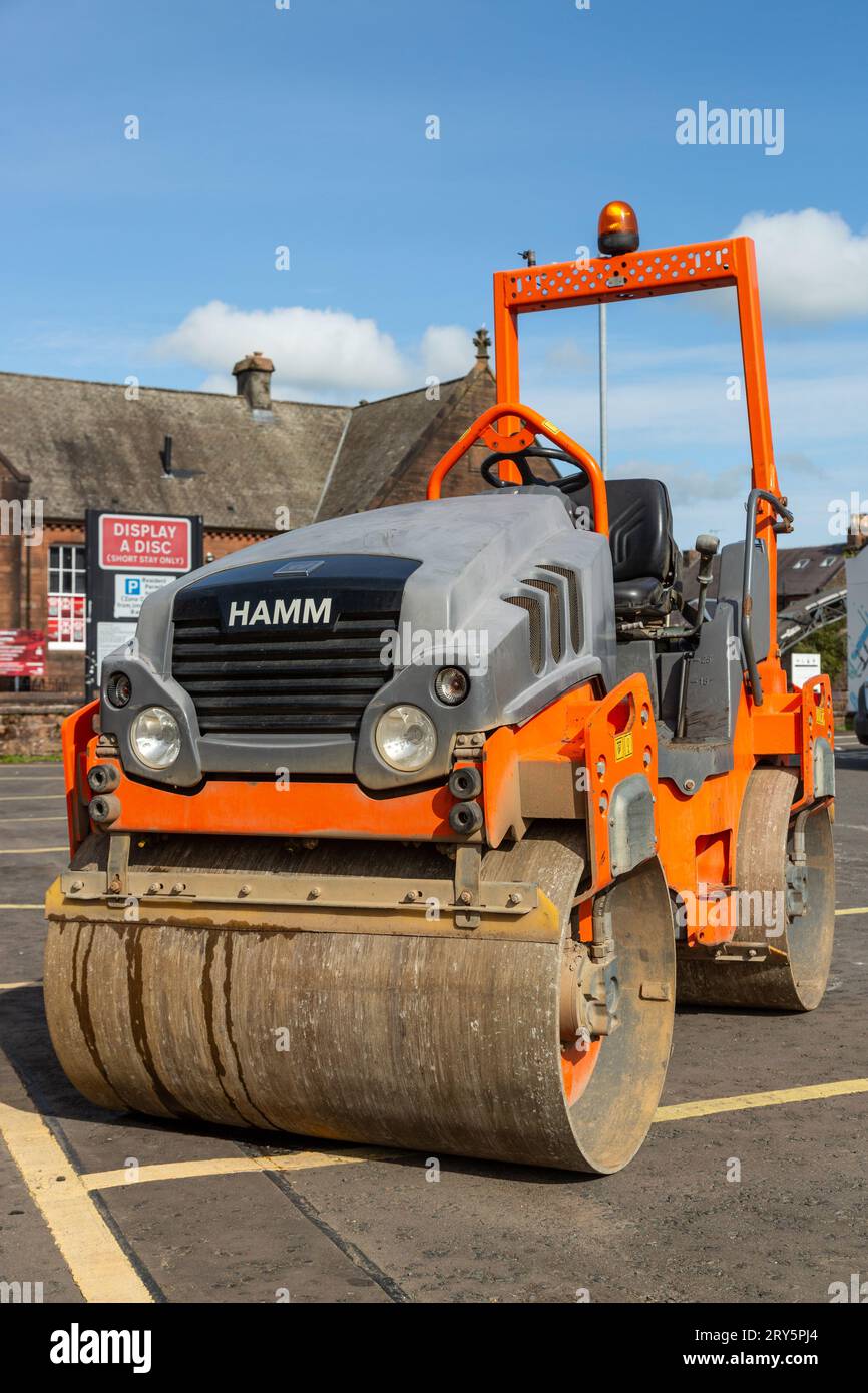 Aroad roller or Steamroller in a car park in Scotland Stock Photo - Alamy