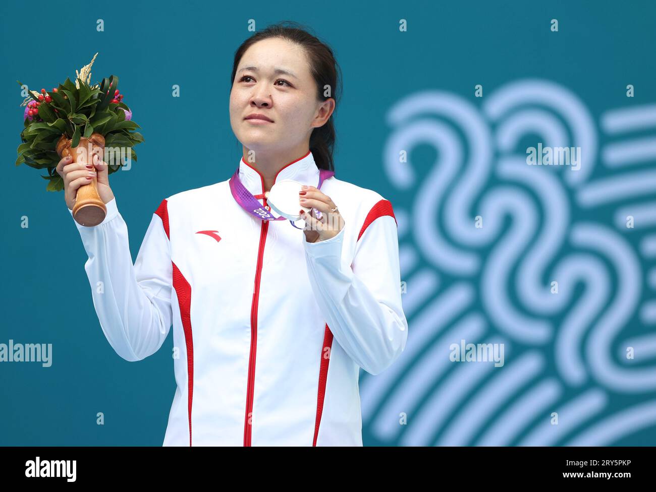 Hangzhou, China's Zhejiang Province. 29th Sep, 2023. Silver medalist ...