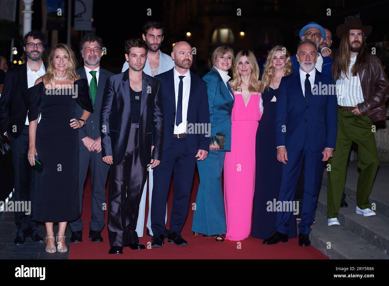 Gonzalo de Castro, Carlos Cuevas, Alexandra Jimenez, Emma Suarez ...