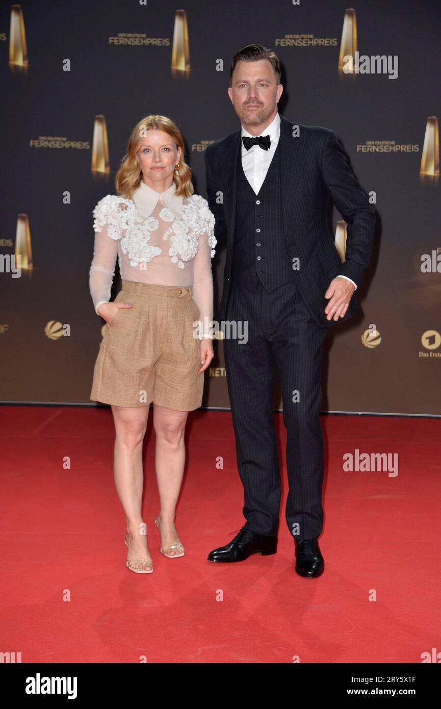 Karoline Schuch und Friedrich Muecke bei der Verleihung des Deutschen ...