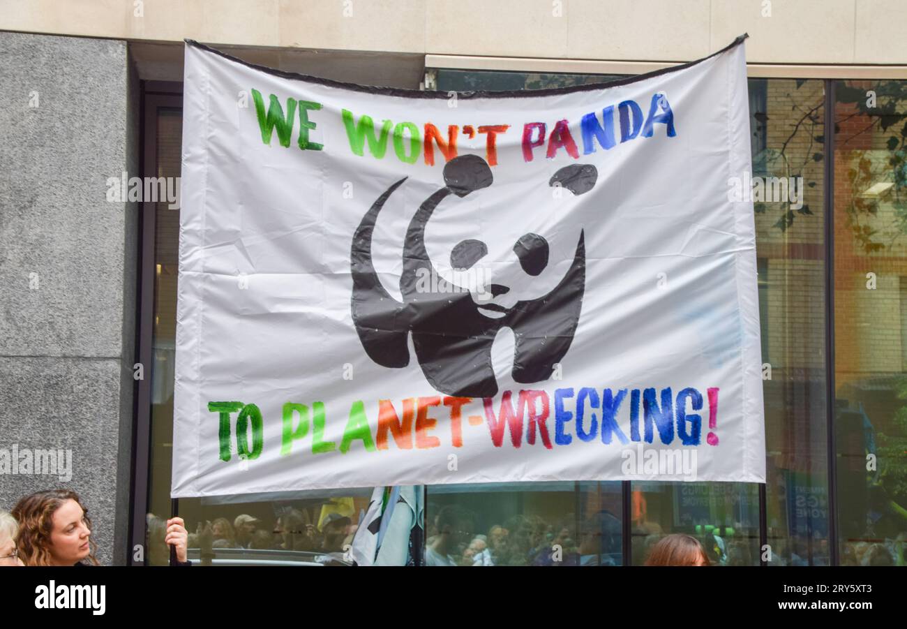 Defra logo hi-res stock photography and images - Alamy