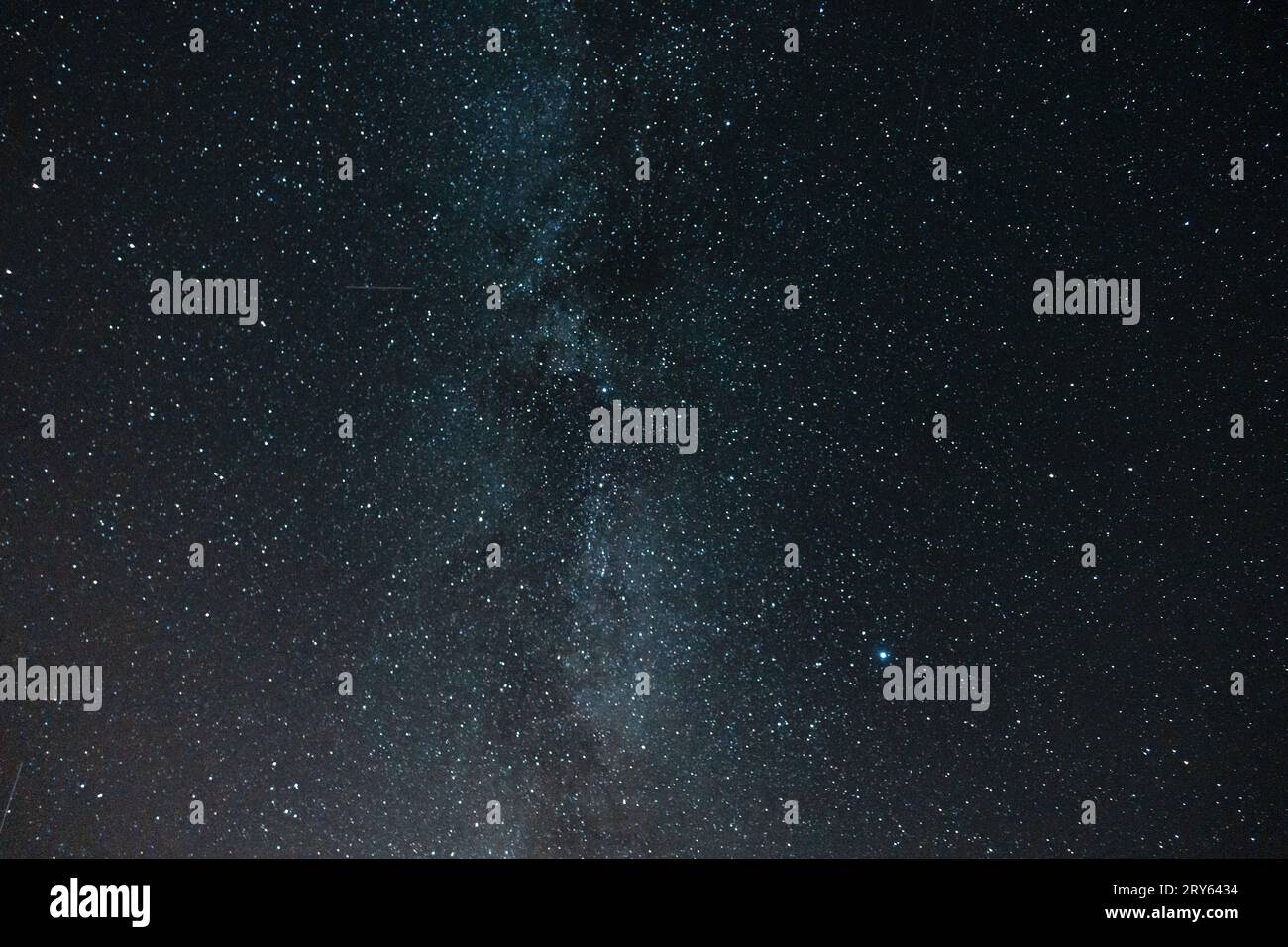 Long exposure photo of the milky way and meteors from the Perseid ...