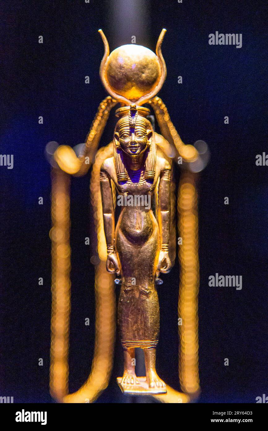 Egypt, Cairo, Egyptian Museum, jewellery of Wendjebauendjed., Tanis ...