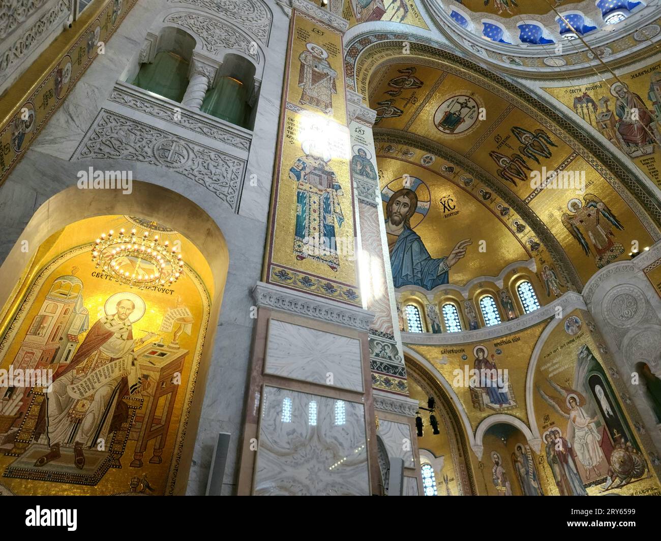 Religious building church floor hi-res stock photography and images - Alamy