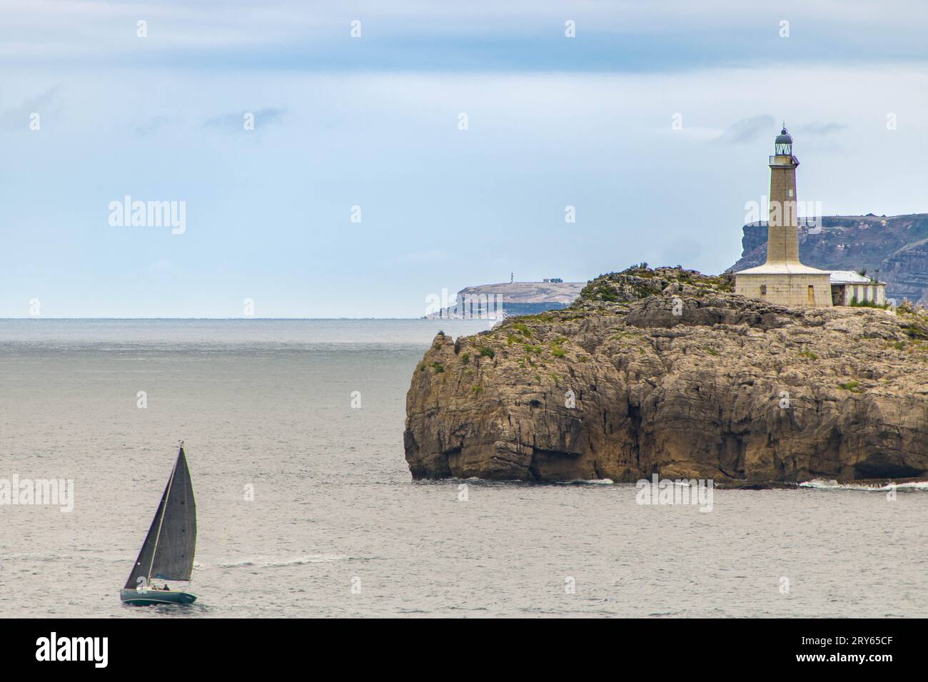 Santander beach hi-res stock photography and images - Alamy