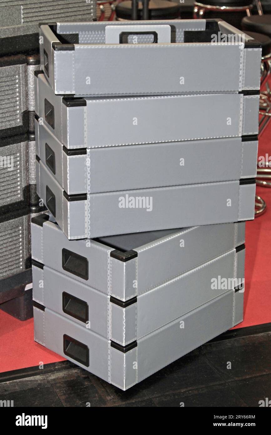 Grey crates hi-res stock photography and images - Alamy