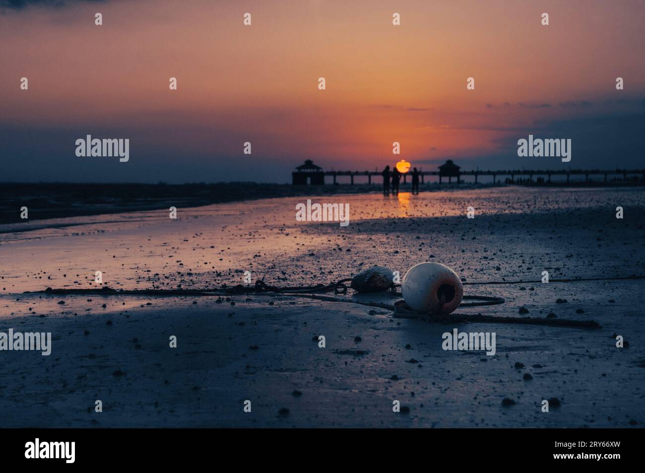 Warm quiet evening sunset time hi-res stock photography and images - Alamy