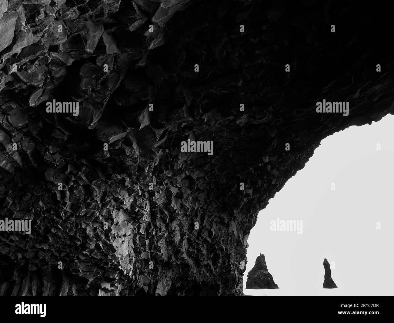 Basalt columns of Reynisfjell mountain, at Reynisfjara Stock Photo - Alamy