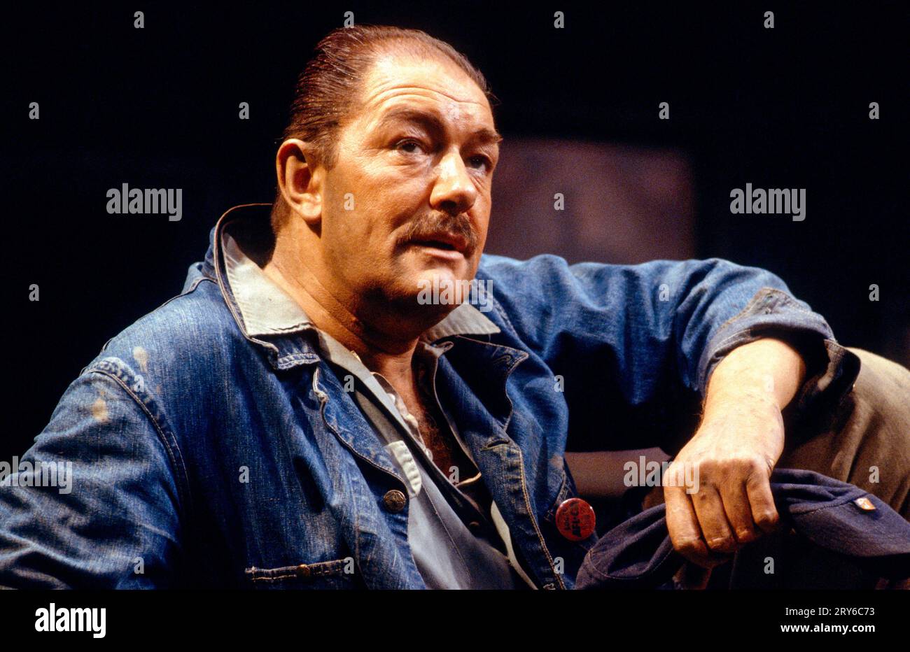 Michael gambon a view from the bridge hi-res stock photography and ...