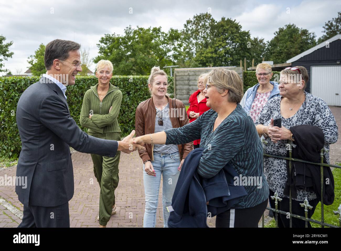 WOLTERSUM - Outgoing Prime Minister Mark Rutte visits a primary school ...
