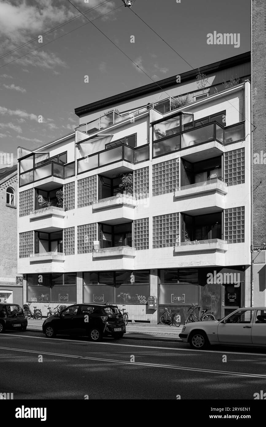H.C. Ørsteds Vej 54, apartment building, designed by Edvard Thomsen ... H.C. Ørsteds Vej 54, apartment building, designed by Edvard Thomsen ...