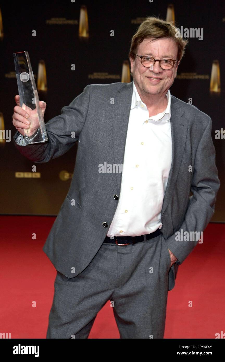Bela Rethy bei der Verleihung des Deutschen Fernsehpreises 2023 in den ...
