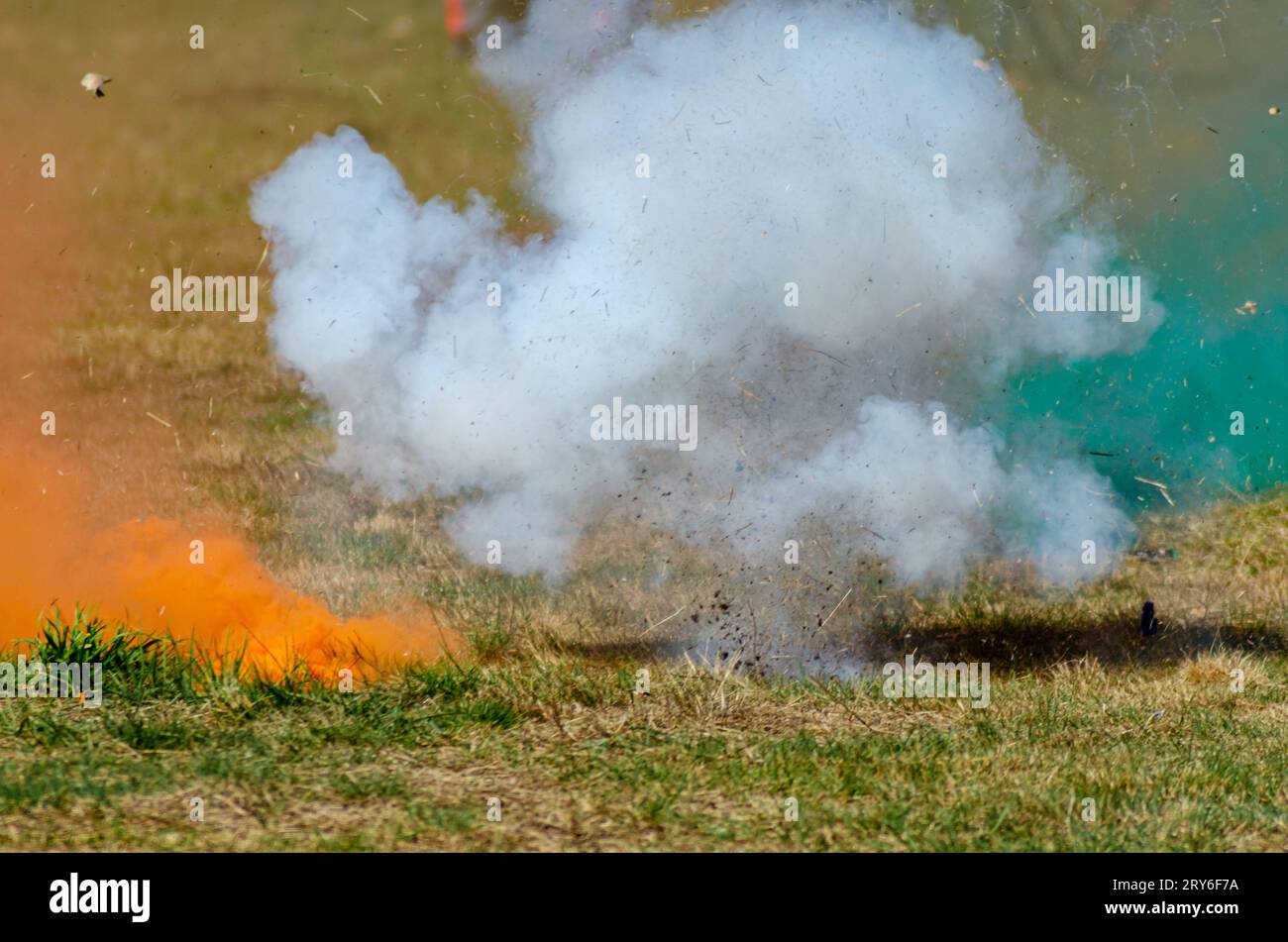 Flare bombs hi-res stock photography and images - Alamy