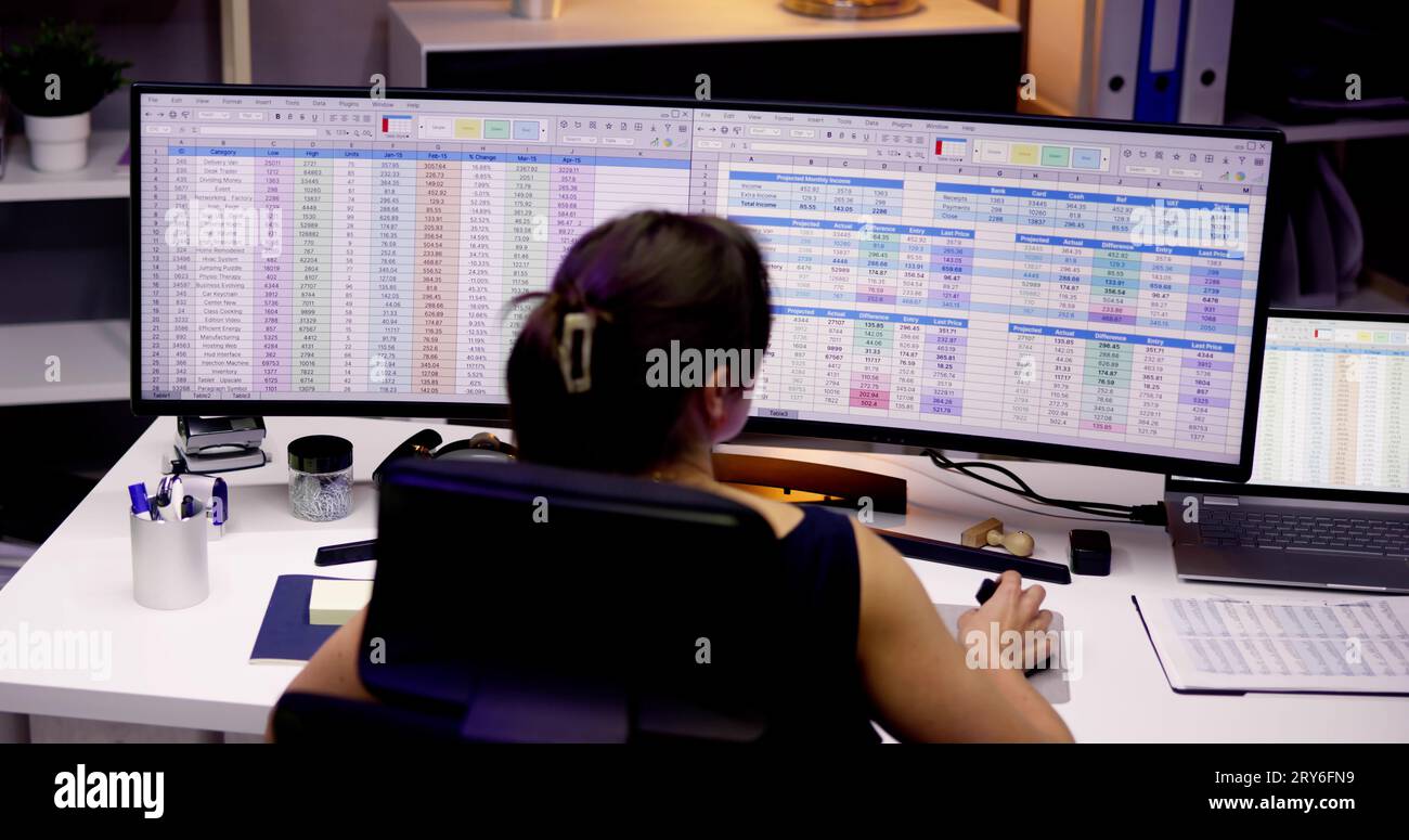 Spreadsheet wide hi-res stock photography and images - Alamy