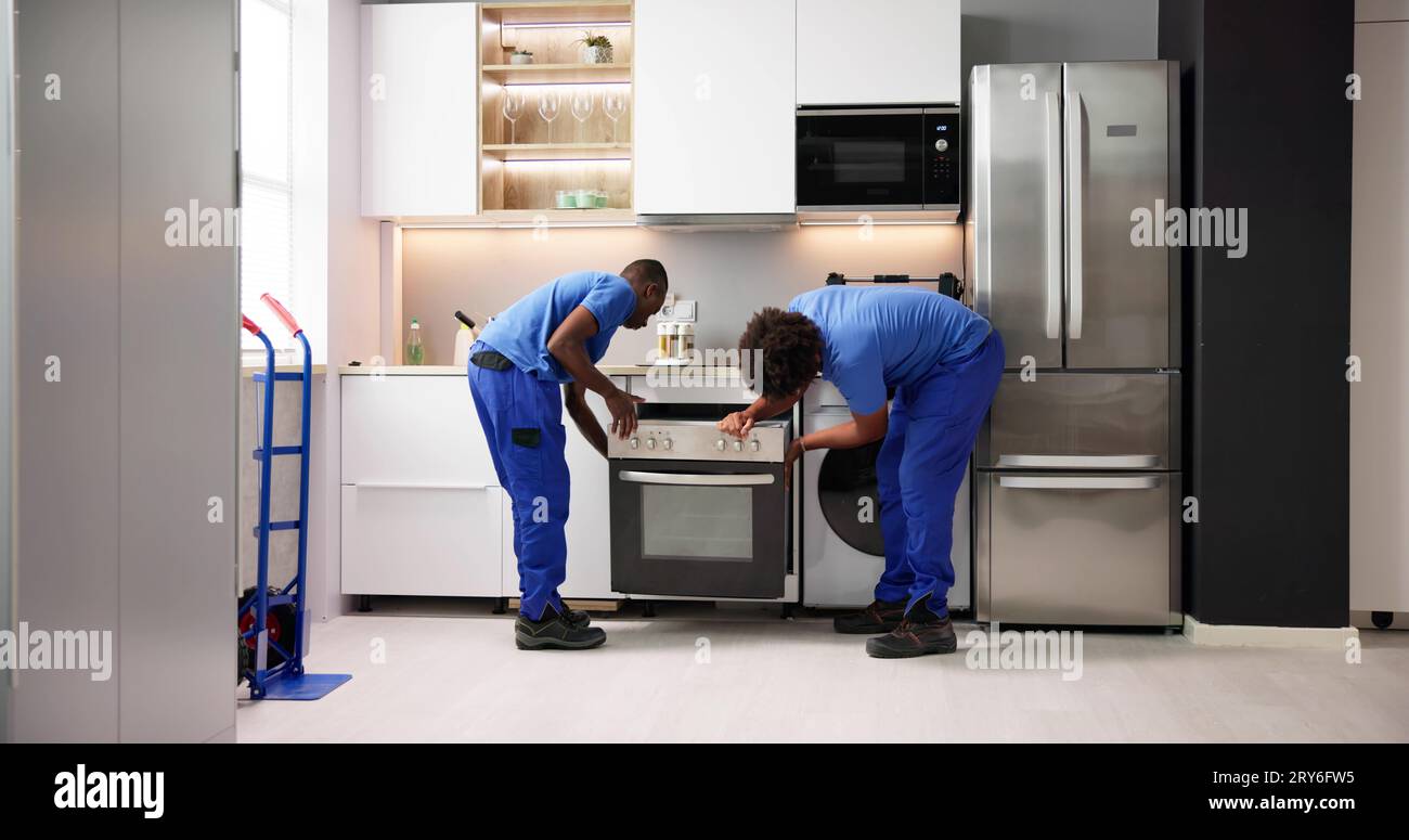 Appliance delivery hi-res stock photography and images - Alamy