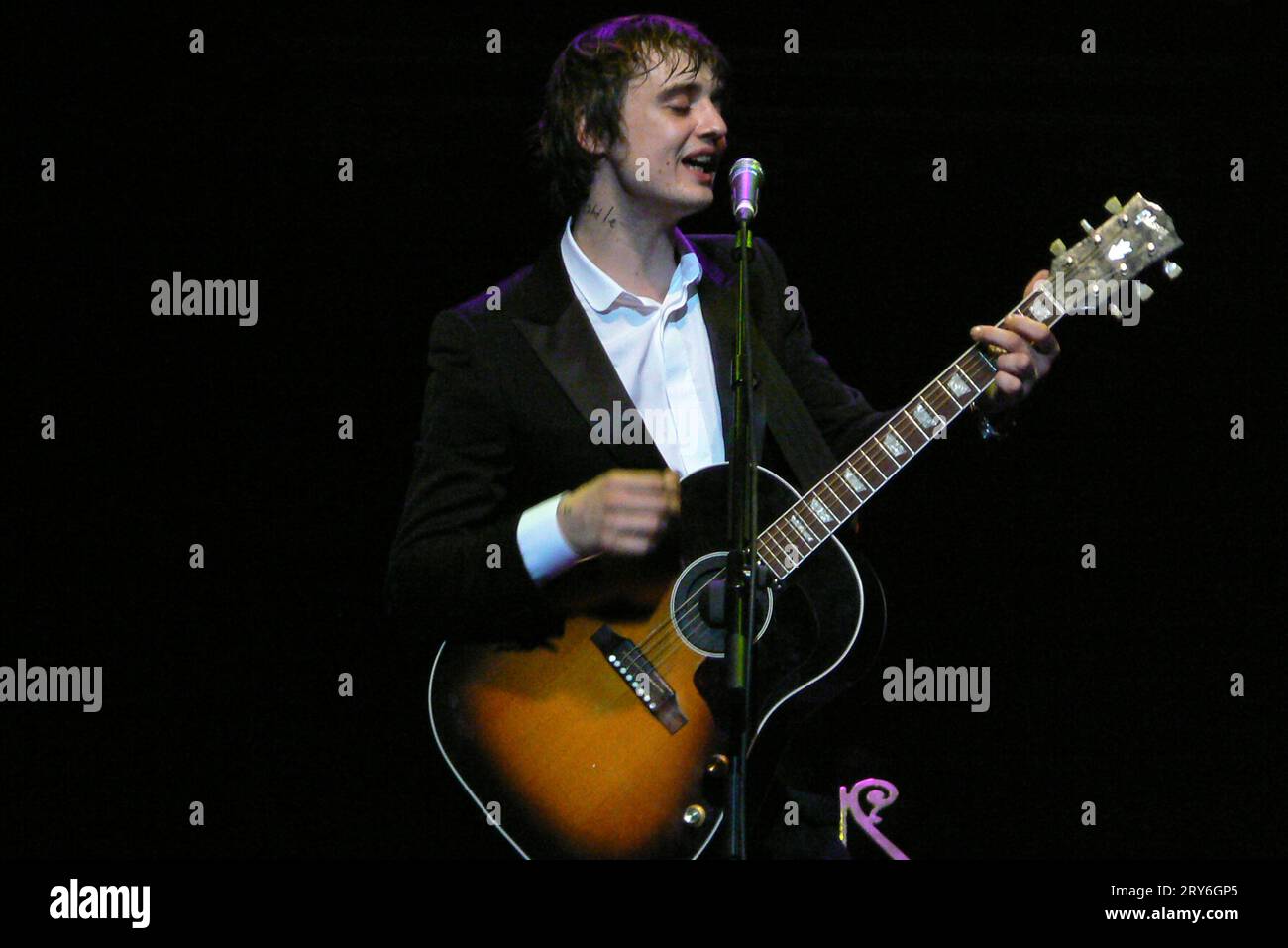 Peter doherty 2008 hi-res stock photography and images - Alamy