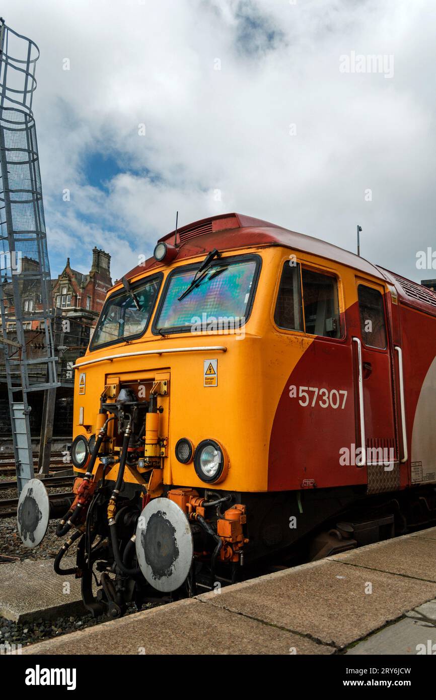 57307 'Lady Penelope' in Virgin Trains livery, stabled at Preston Stock ...