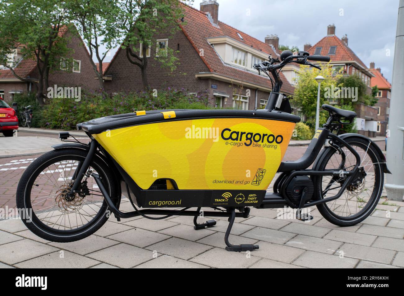 Cargoroo logo hi-res stock photography and images - Alamy