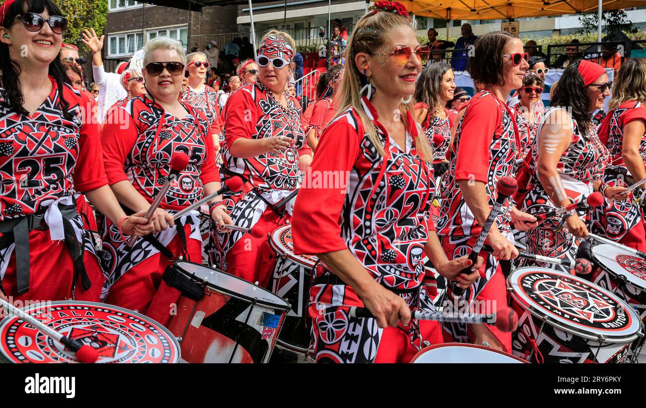 The Batalan drummers, first band of the parade at Notting Hill Carnival ...