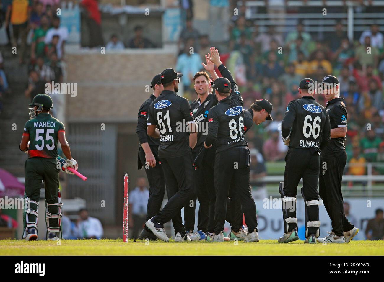 Trent Boult, New Zealand pace bowler during the Bangladesh and New ...