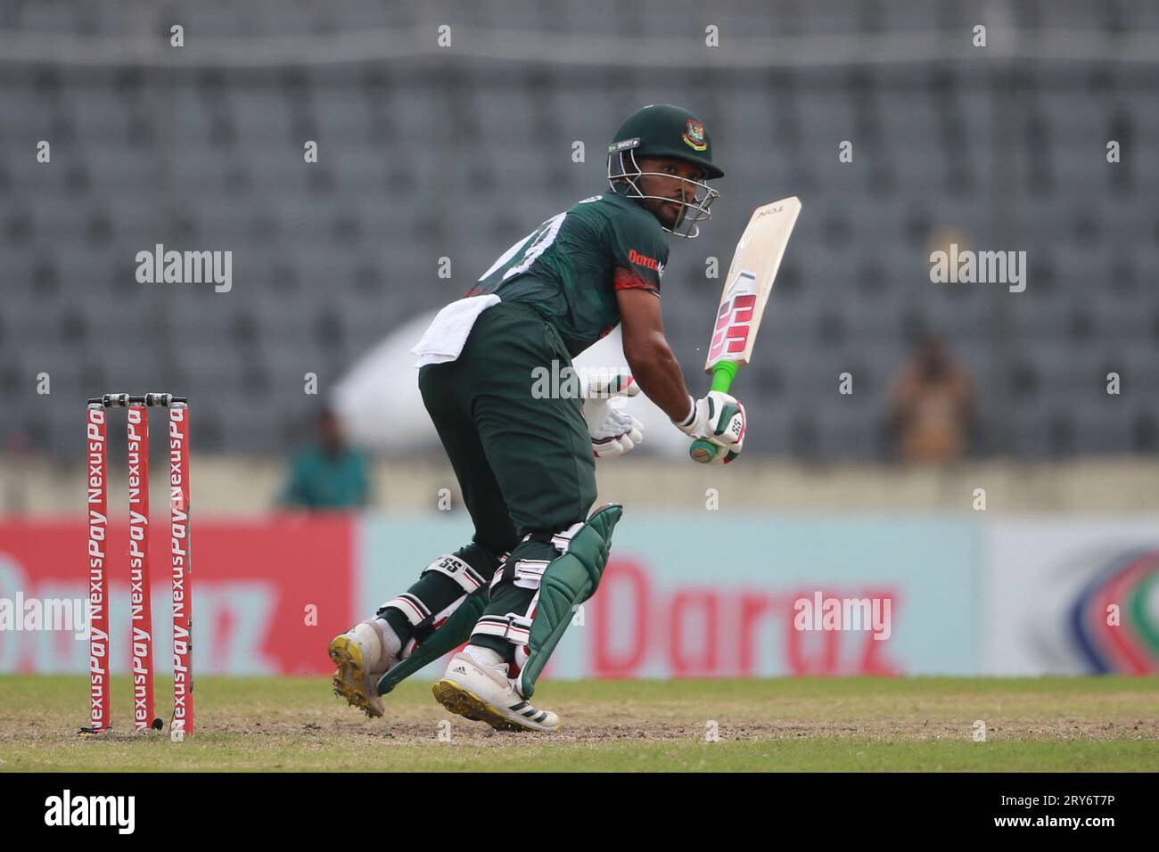 Dhak player hi-res stock photography and images - Alamy