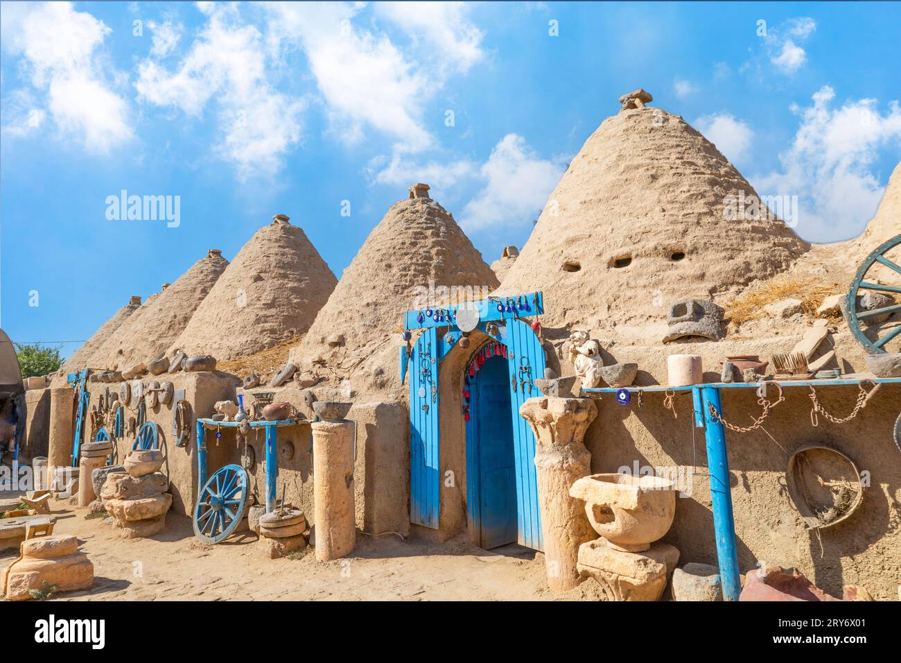 Traditional conical houses of Harran, Sanli Urfa, Turkey Stock Photo ...