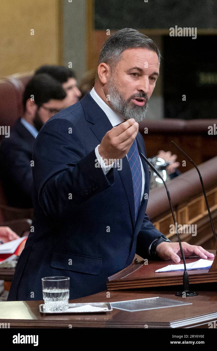 The leader of VOX, Santiago Abascal, speaks during the second vote of ...