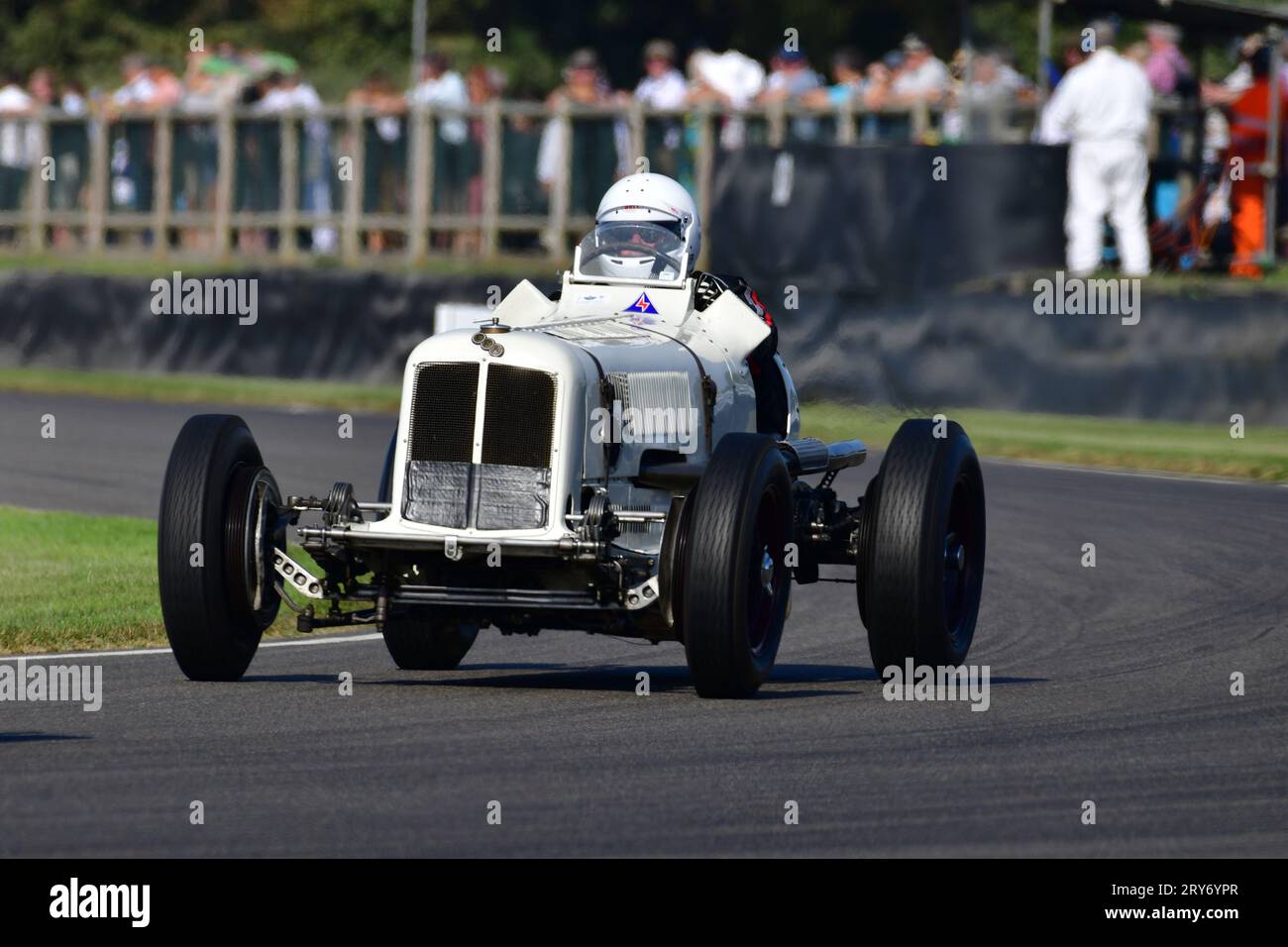 Heinz Bachmann, ERA B-Type R9B, Goodwood Trophy, a twenty minute race ...