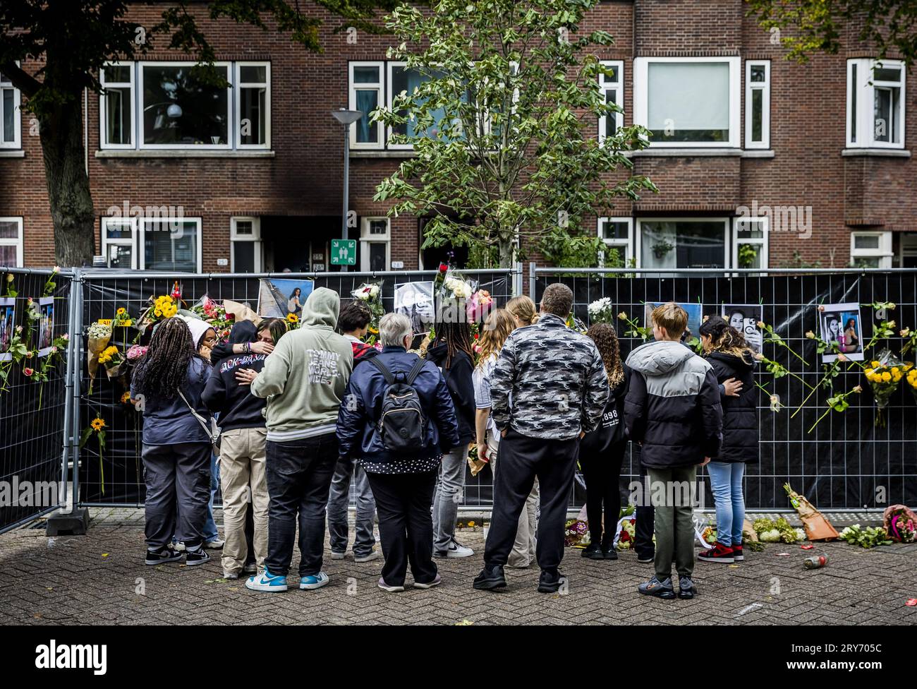ROTTERDAM - Flowers at the building on Heiman Dullaertplein where a 39 ...