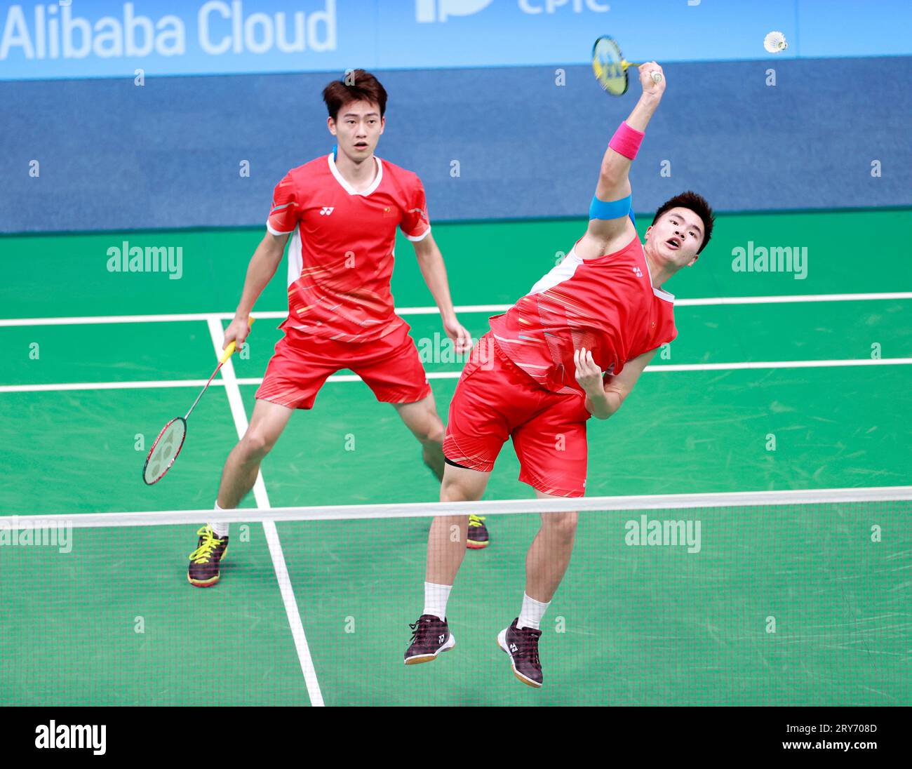 Hangzhou, China's Zhejiang Province. 29th Sep, 2023. Liang Weikeng (R)/Wang Chang of China ...