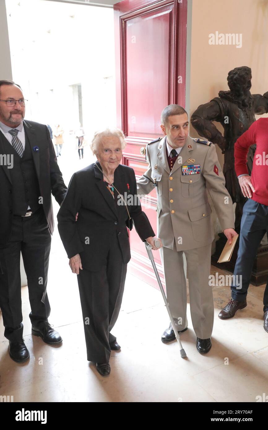 GENEVIEVE DE GALARD Stock Photo - Alamy